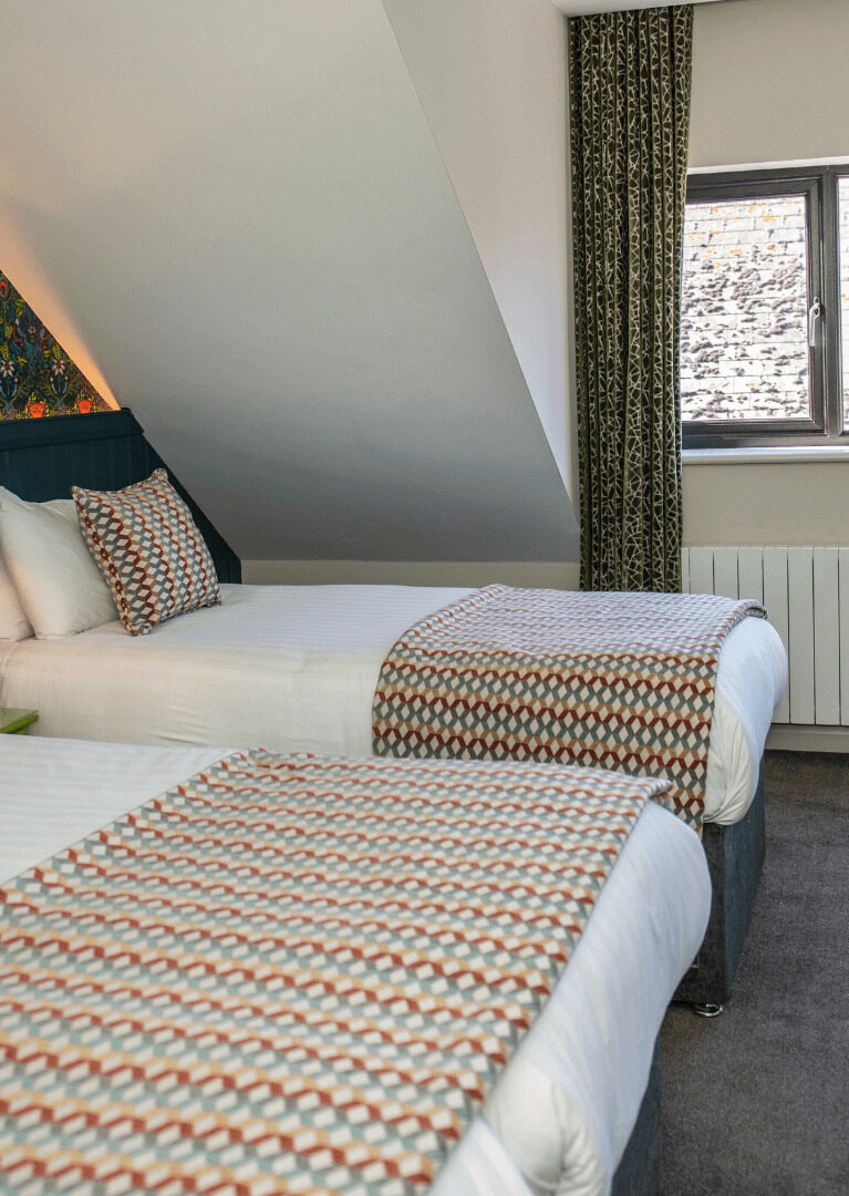 Local Link Wexford | Shuttle Bus Wexford | Crown Quarter